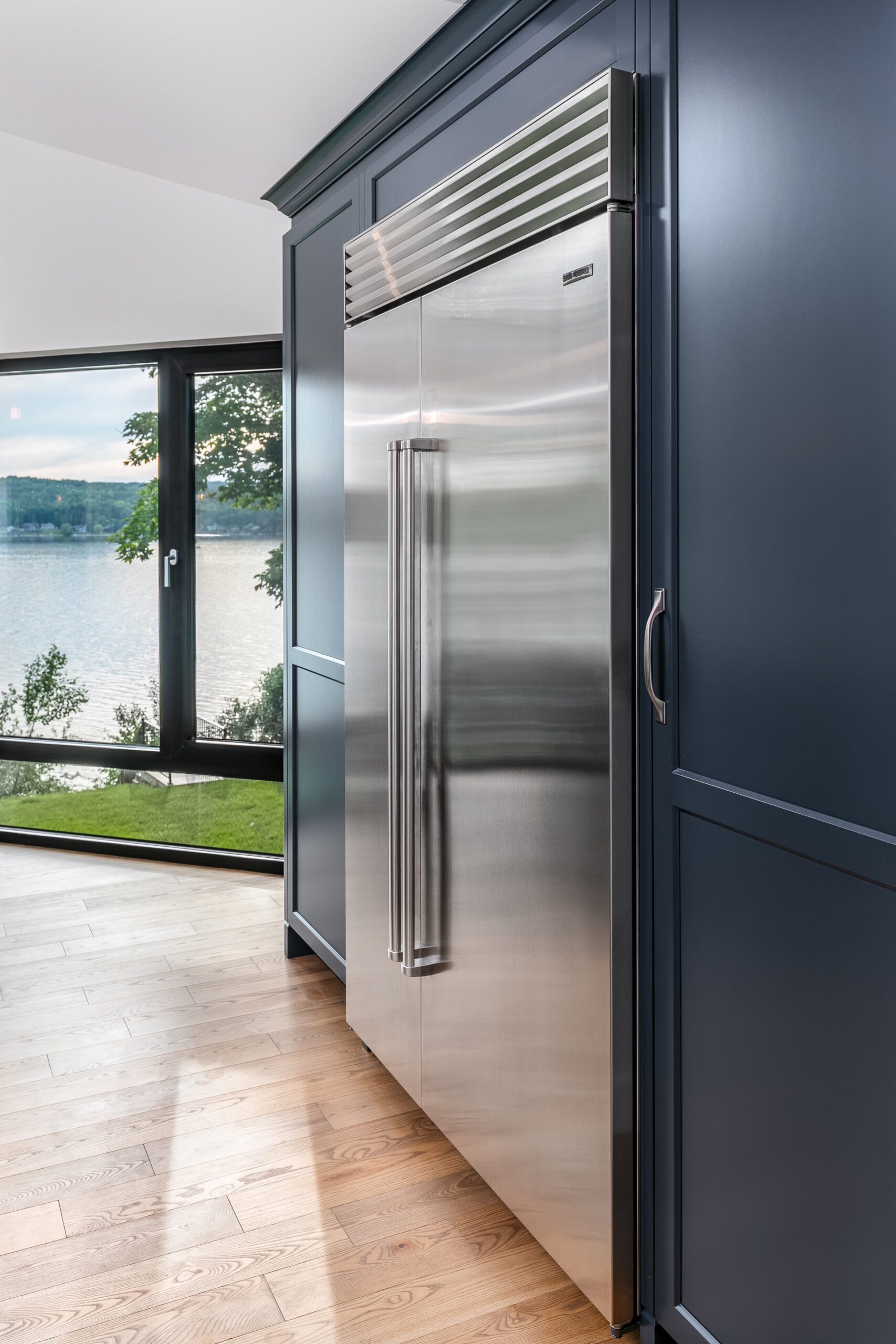 Classic Series - Standard vs Flush Installation - Sub-Zero Wolf